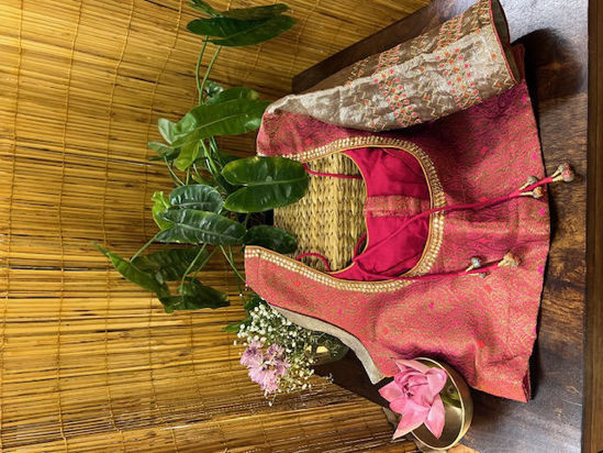 SVASA DESIGN. -SYMPHONY OF OLD - WORLD CHARM